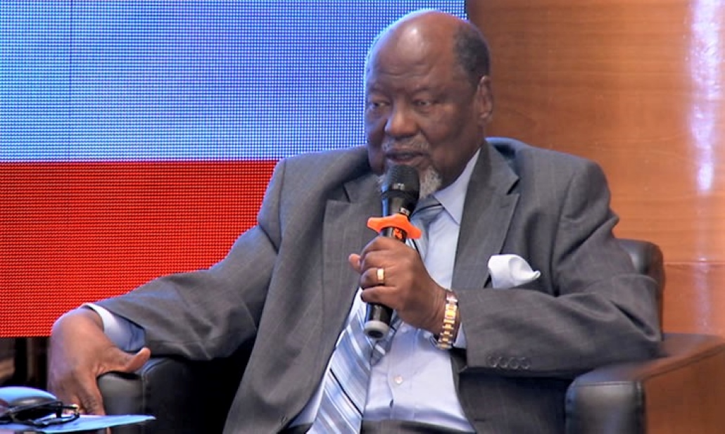 Joaquim Chissano discute Francofonia em Moçambique - Jornal Notícias