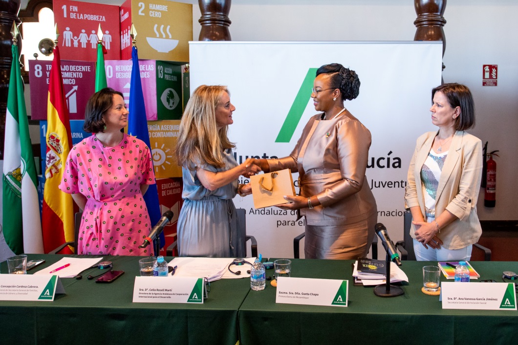 Gueta Chapo cumpre agenda social em Sevilha - Jornal Notícias