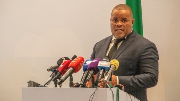 Comissão parlamentar ausculta ministro de Agricultura, Ambiente e Pesca ...